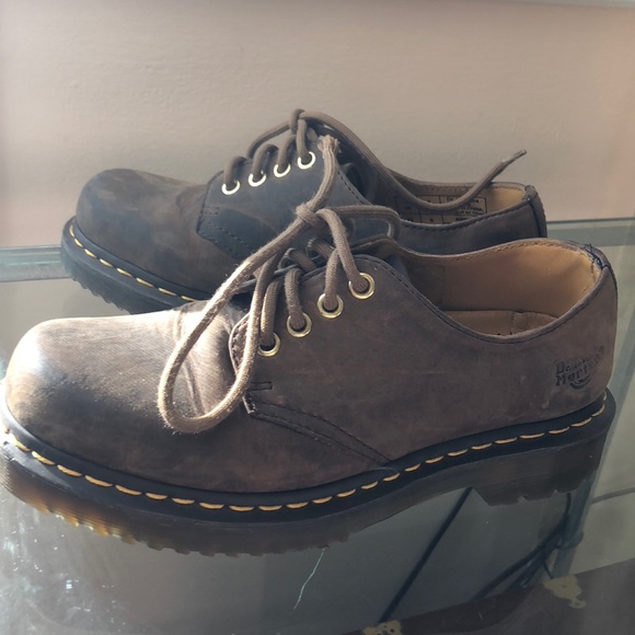 Dr. Martens | Shoes | Dark Brown Leather Low Cut Dr Martens | Poshmark